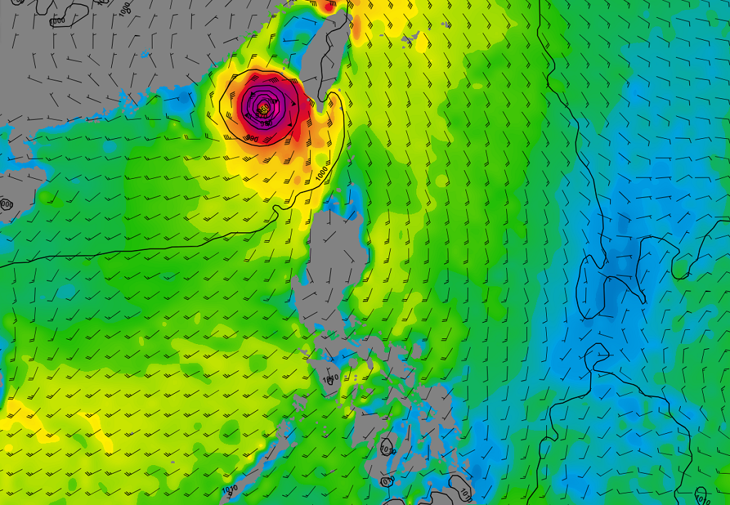 Typhoon Doksuri heading towards Taiwan