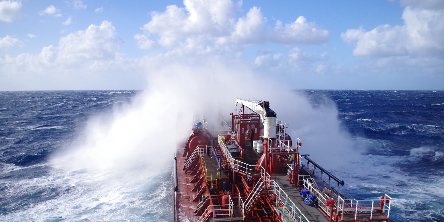 Water level changes and its effect on nearshore wave forecasting